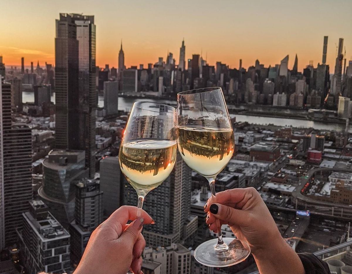 ‘The New York Times’ recomana dos vins escumosos catalans